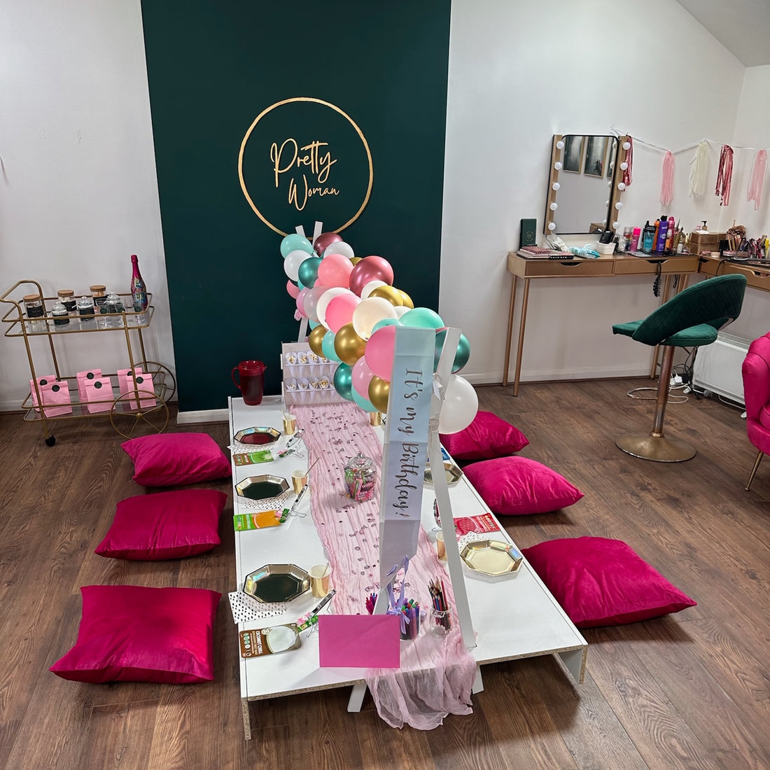 Pretty Woman | Nails, Lashes, Brows | Nail & Beauty Salon | Newmarket